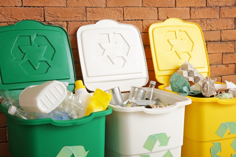 Recyklácia: Čo nepatrí do kontajnera na kovy? | Magazín Korzo